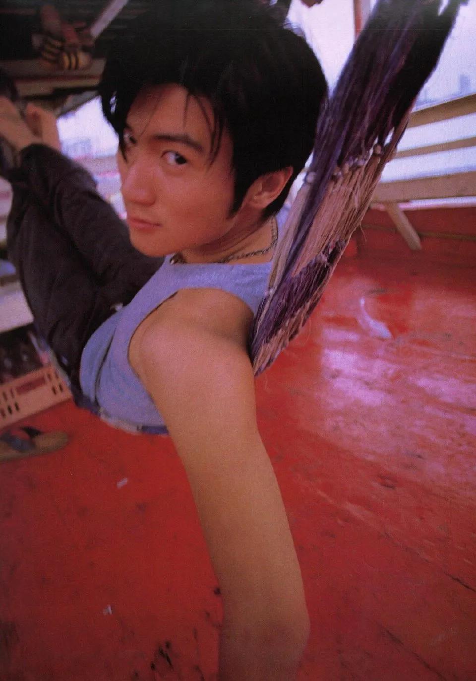 Nicholas Tse / Photo Novel (1999) - iMedia