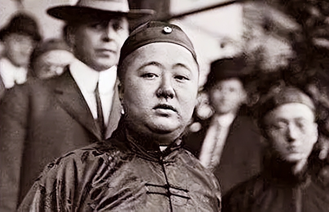 Gege, the last of the Qing Dynasty, changed his name and surname until ...