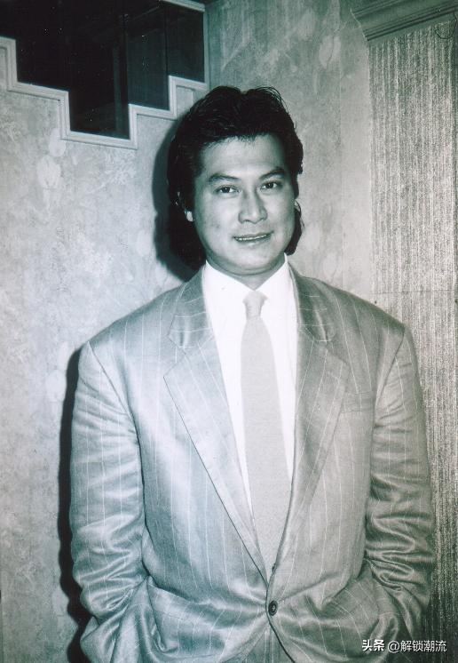 Deng Guangrong: A bold legend in the film industry! - iNEWS