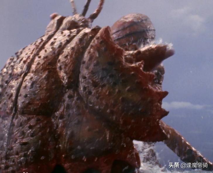 The monsters in "Ultraman Taro" are different. Before fighting Ultraman ...