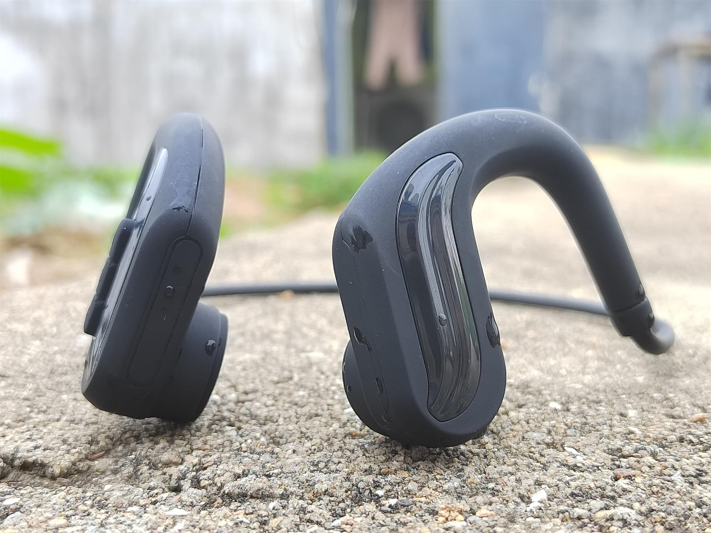 The innovative choice of sports earphones: Yongyuan Y9 - iNEWS