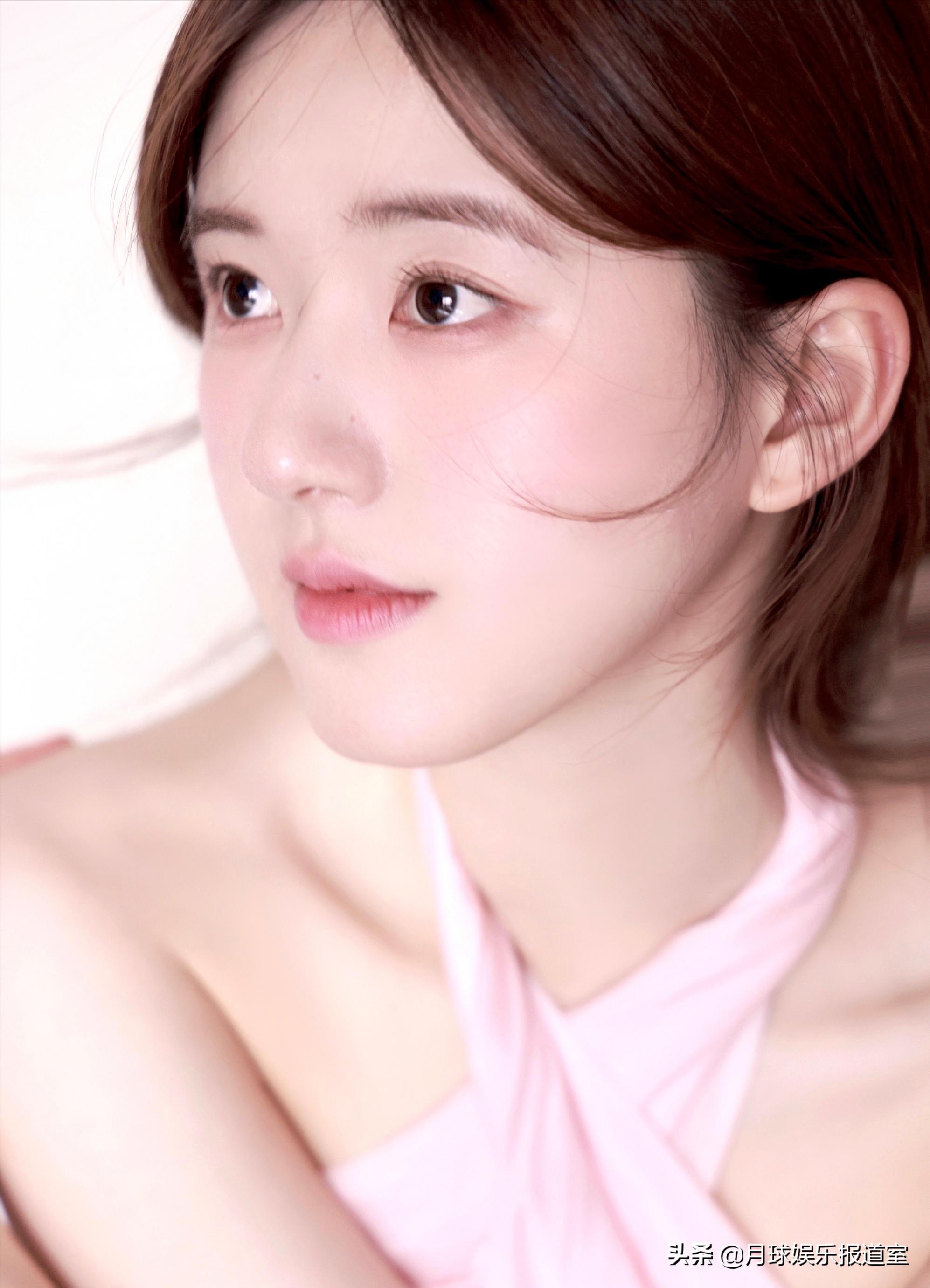 Zhao Lusi's fitness photos show "dazzling belly", with obvious muscle ...