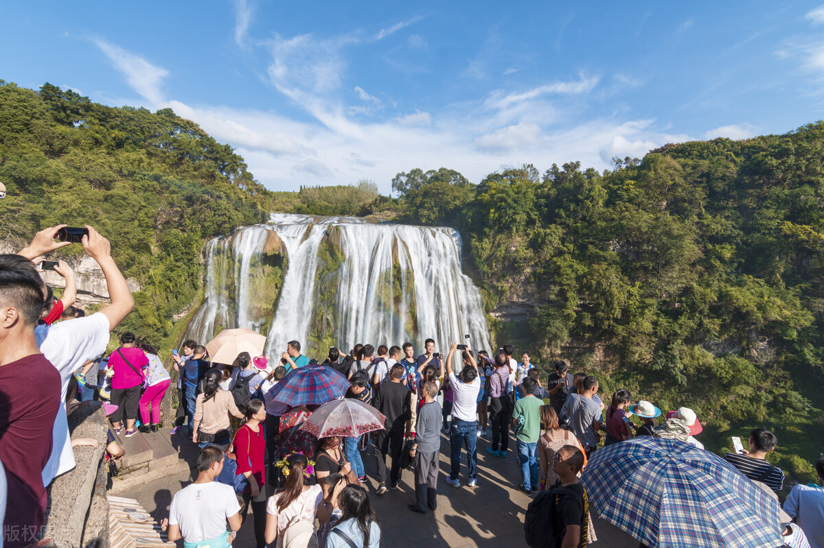 Tourist attractions are overcrowded - iNEWS