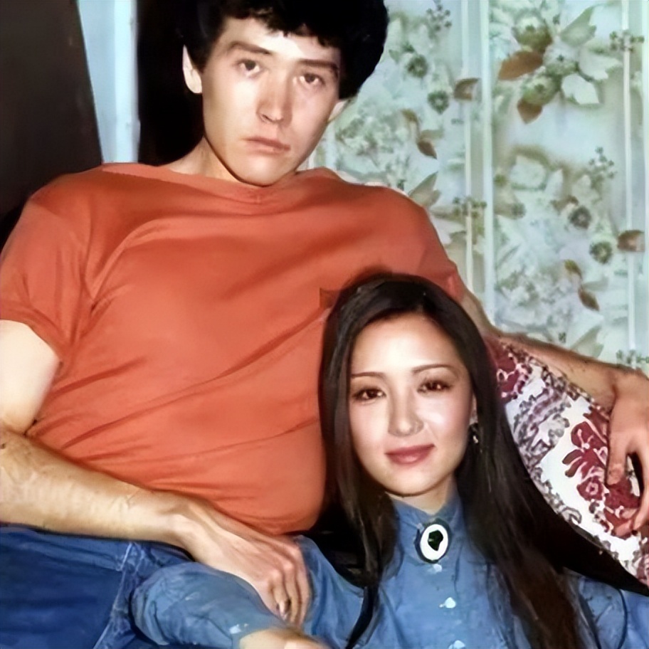 62-year-old Fei Xiang starred in a new movie. He used to go abroad for ...