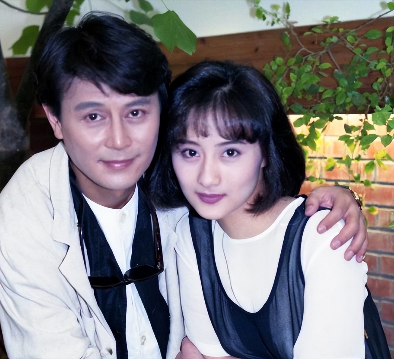 45 years after the "threesome", director Liu Lili finally took off the ...