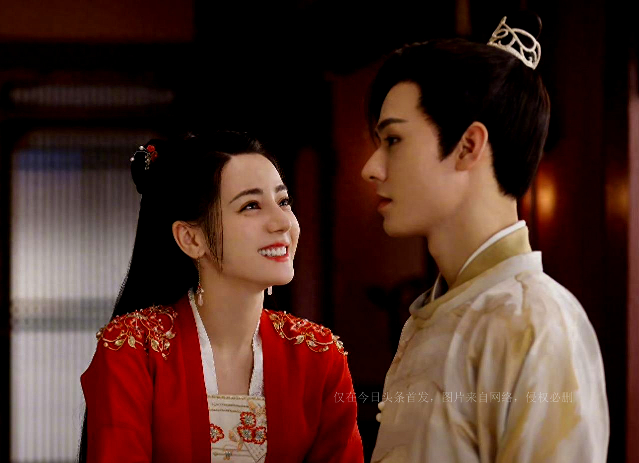 Both Xiao Zhan and Gong Jun are male protagonists in costume dramas ...