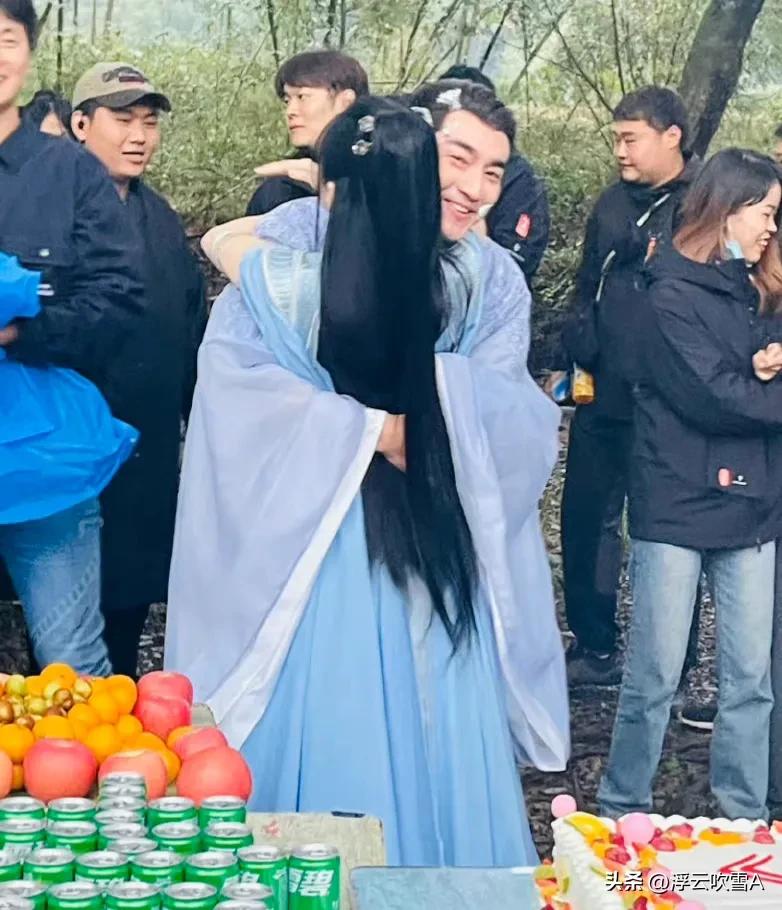 "With Feng Xing" was completed, Zhao Liying smiled happily, but Lin ...