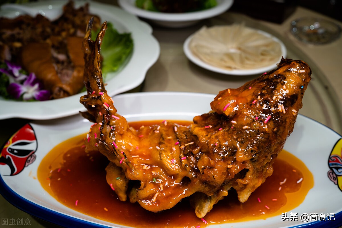 Shandong cuisine, as the first of the eight major cuisines, why is it ...