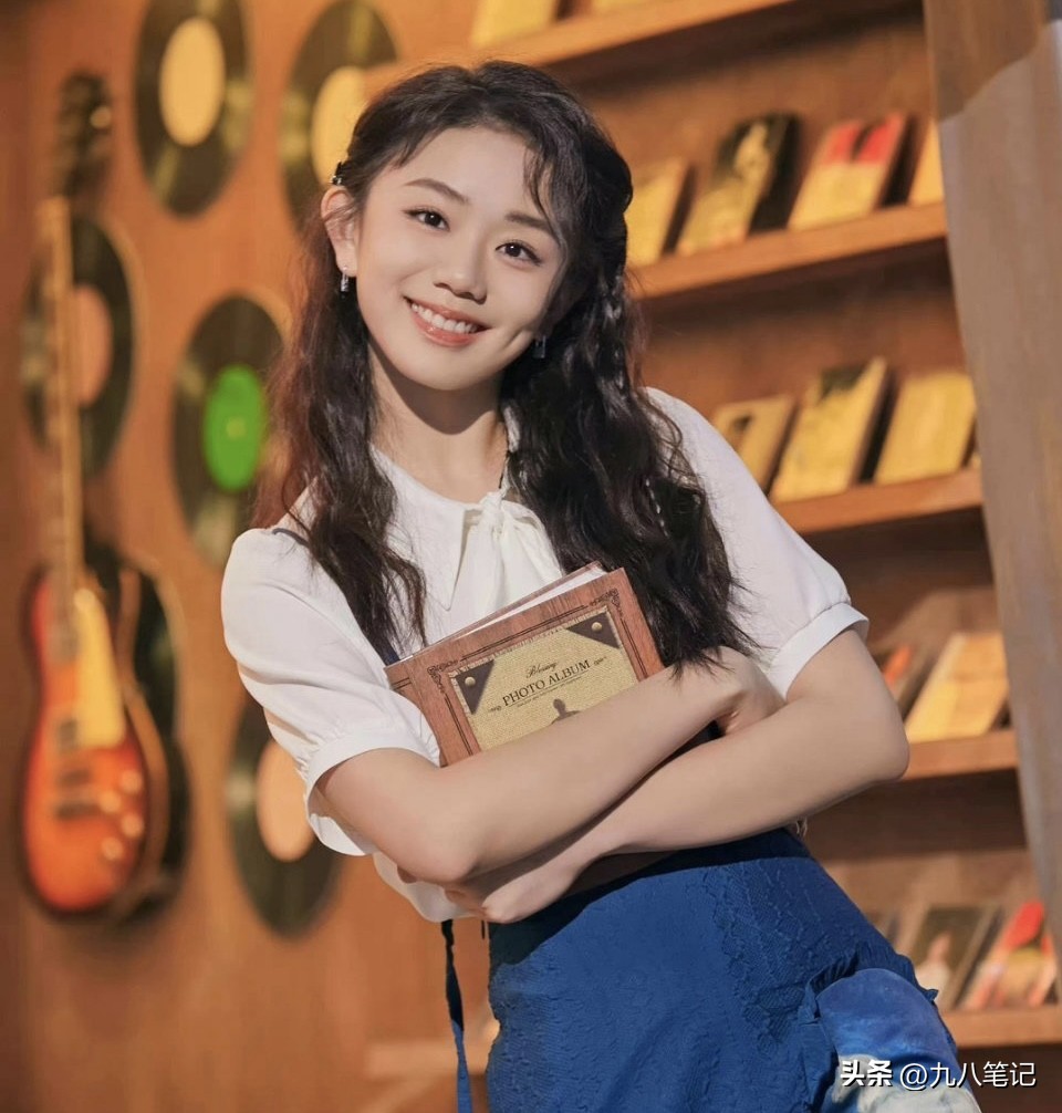 Feng Xi was coded by Mango TV? Falling in love with an idol male singer ...