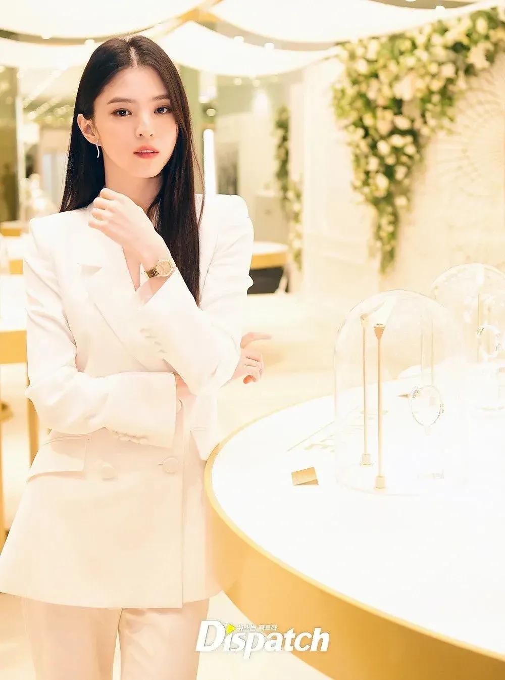 Miss Han Suxi has changed a lot recently. - iNEWS