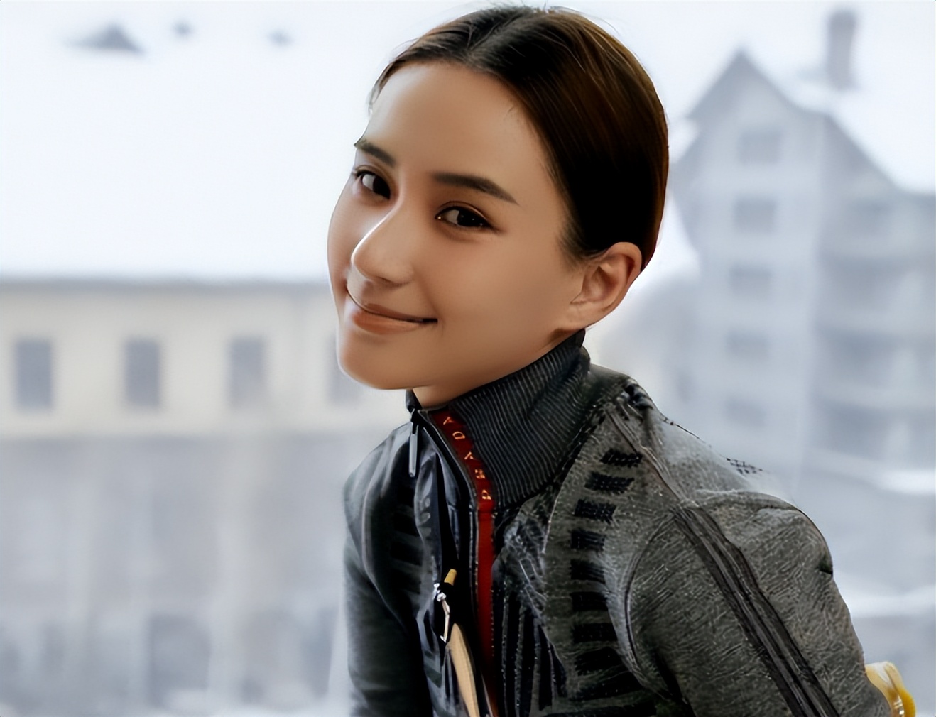 "The King of Gamblers" He Chaolian: Weeping in public that being rich ...