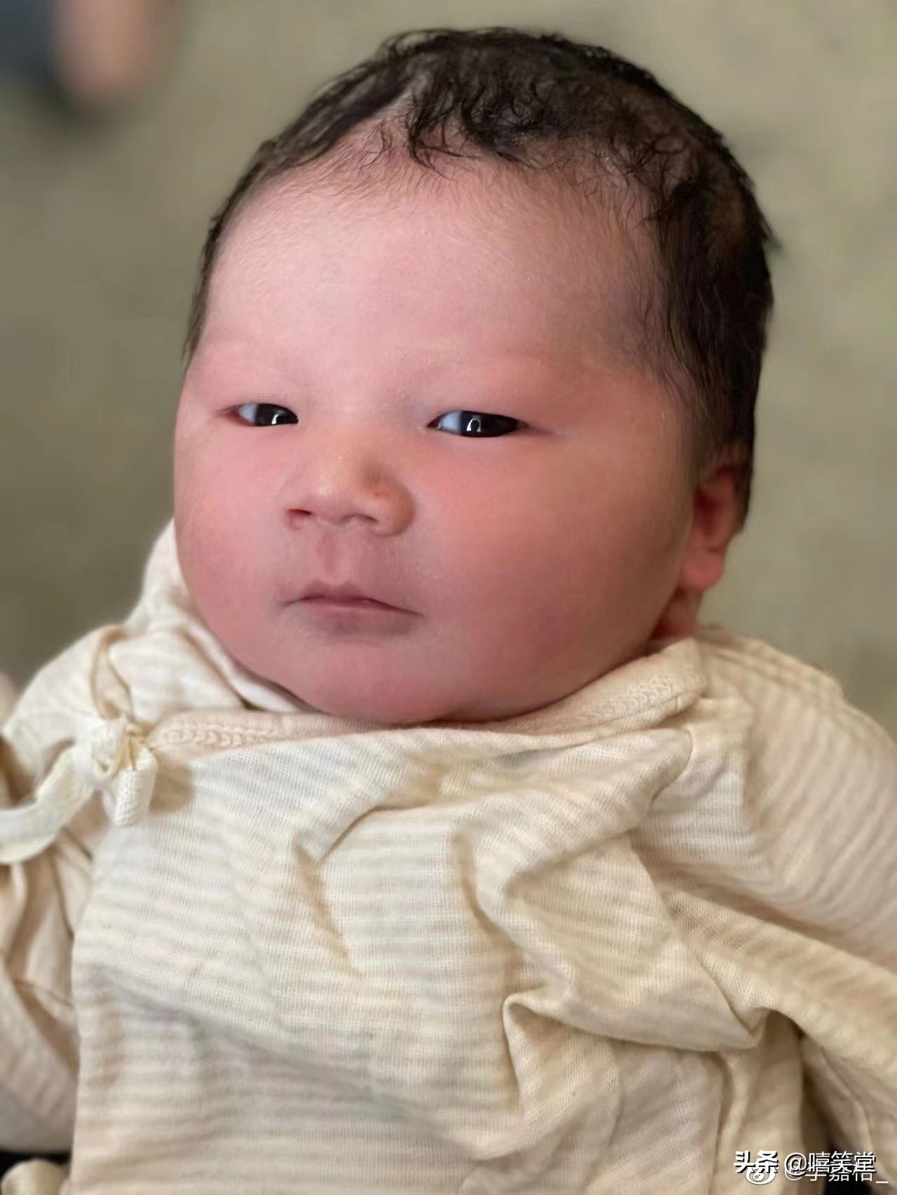 Congratulations!"China's New Rap" director Che Che is a father again ...