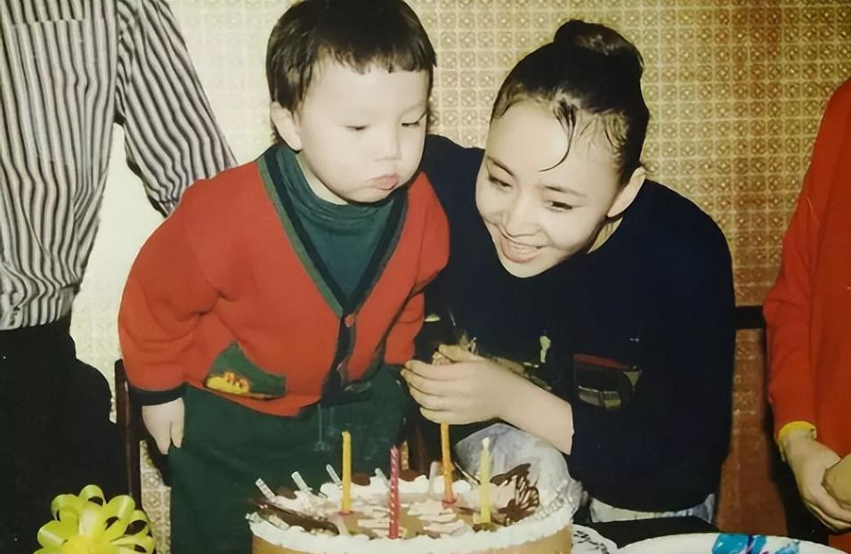 Liang Huan: Conquered Yingda with "talent", married for 26 years, and ...