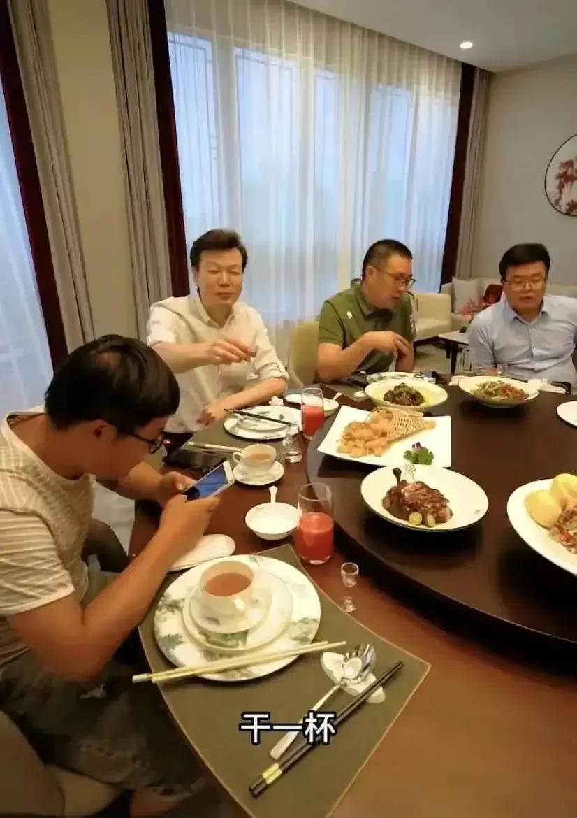 Li Bin: After a serious illness, it is embarrassing to offer a toast to ...