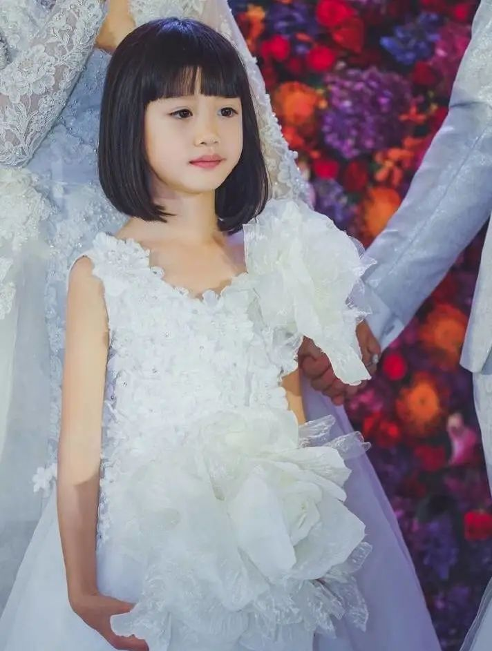 The top "second generation star" who is more awesome than Faye Wong's ...
