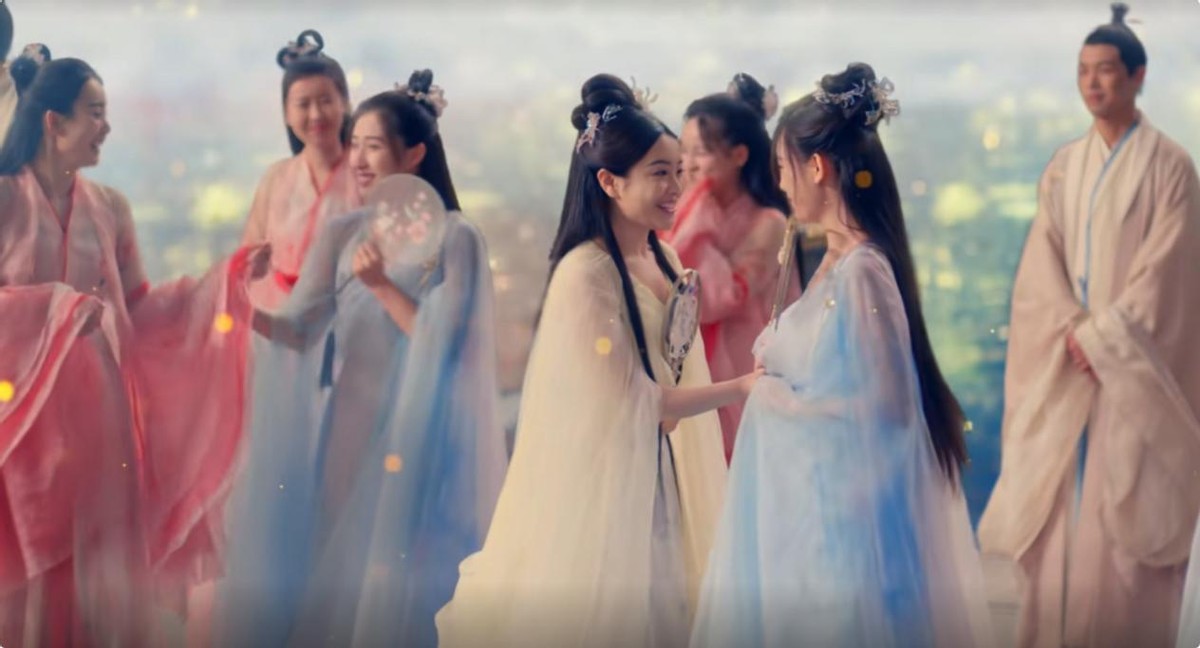 The facial features are flying around, and the acting is embarrassing ...