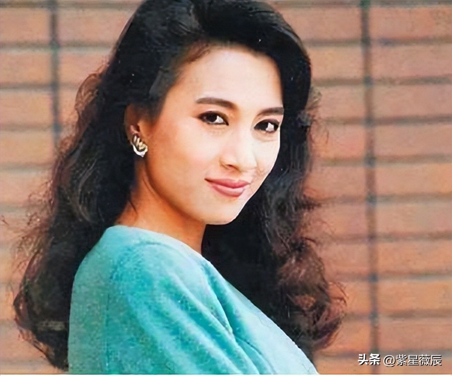 He Lili: Betrayed for 43 years without divorce - iNEWS