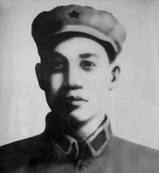 He used to be Mr. Zhu's guard and became the commander of the Pioneer ...