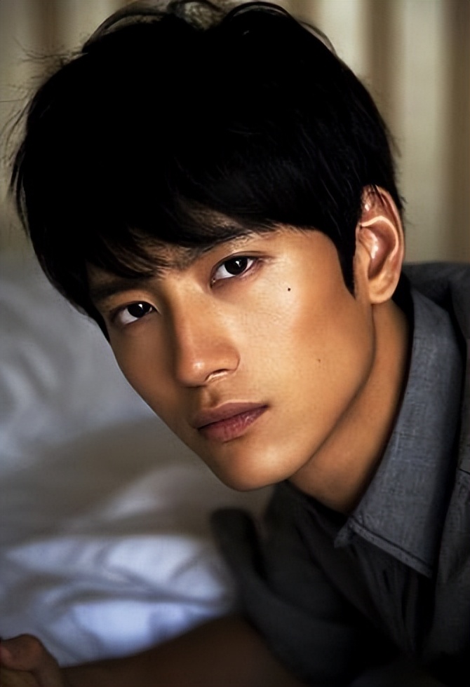 Zhang Junning became popular after Call Me by Fire!Officially announced ...