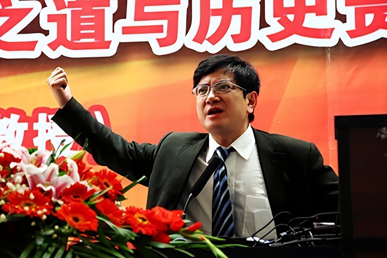 "Internet celebrity" Zheng Qiang, a true intellectual - iNEWS