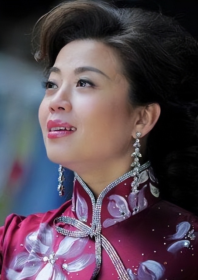 Zhang Ye: 54-year-old single with no children and no daughter, with Lv ...