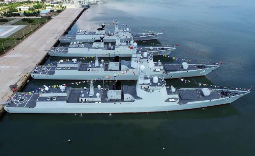 Big difference this time! People's Liberation Army J-16, Air Police 500, 052D went to Russia ...