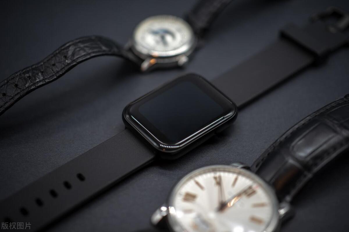 The butler on the wrist under the blessing of algorithms: hands-on ...