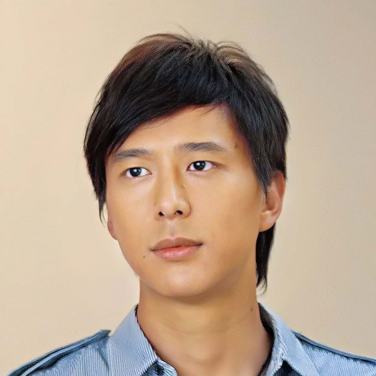 A recent photo of a well-known actor in Hong Kong can't be recognized ...