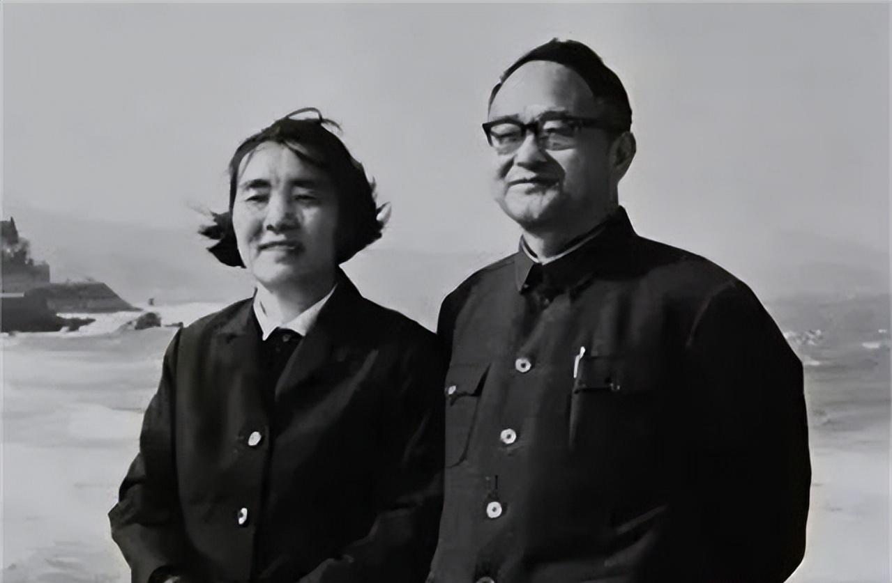 In 1973, Zhou Boping inadvertently caused the "Athens Incident", and ...