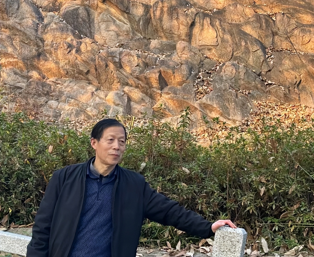 Guo Jianzhong: Heaven, Earth and Man follow fate - iMedia