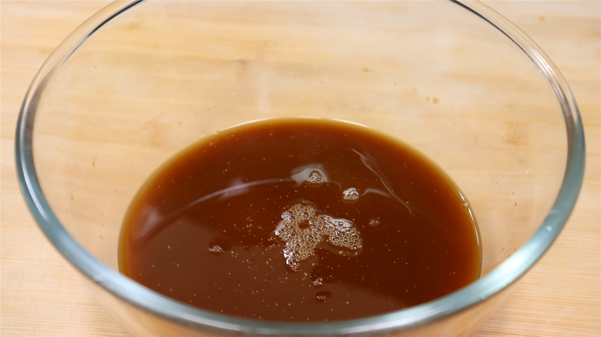 2 bowls of flour and 1 bowl of brown sugar, make brown sugar mala cake ...