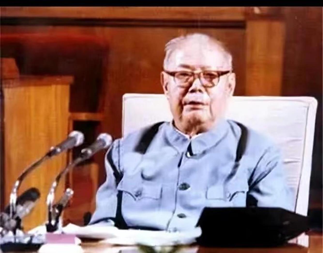 In 1977, Ye Jianying's 80th birthday, Su Yu was late, Deng Xiaoping: don't let him in - iMedia