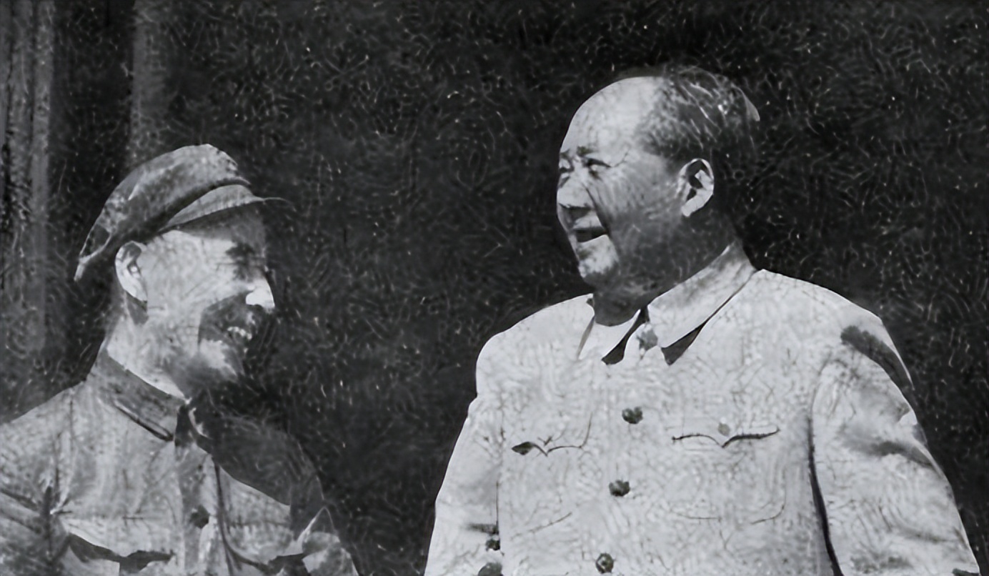 What kind of person was Lin Biao? Mao Weiren: Still a doll - iNEWS