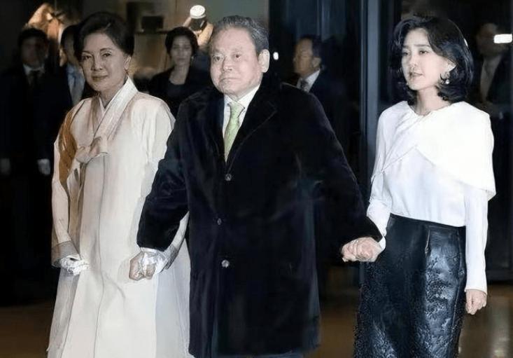 Li Fuzhen: The 52-year-old is so beautiful that he has a good ...
