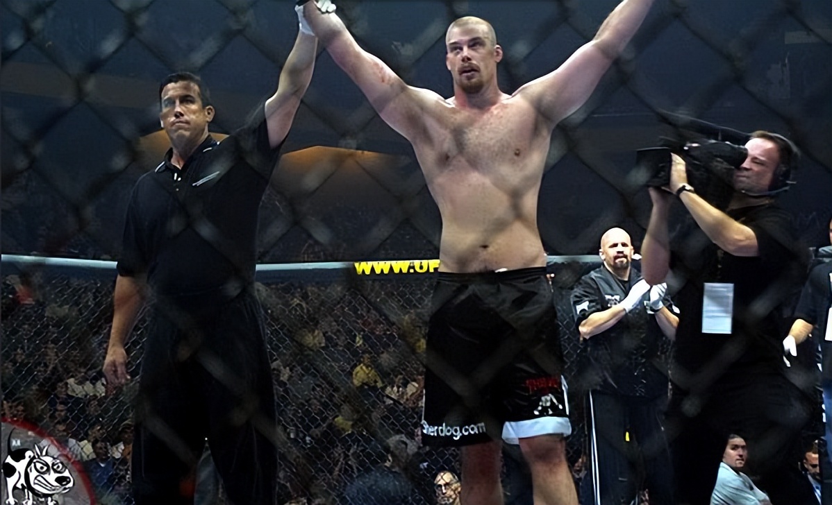 High above: 14 of the tallest MMA fighters of all time - iNEWS