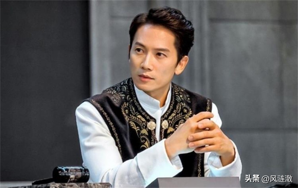 The Korean drama goddess Li Baoying took her baby to the amusement park ...