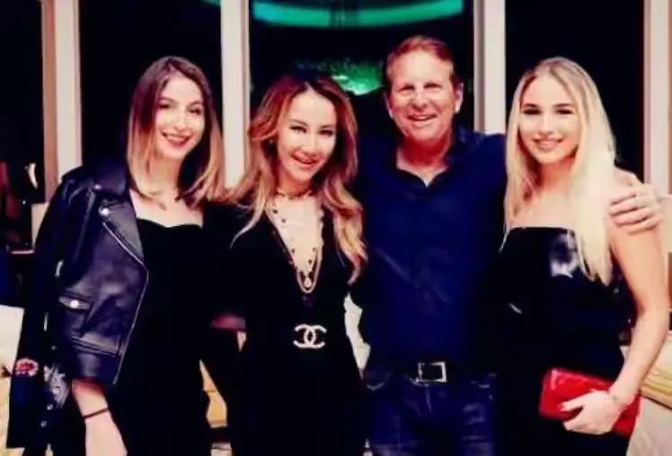 The reflection caused by Coco Lee's death, what is wealth? How can we ...