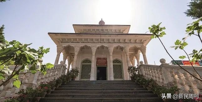 The Twelve Muqams: Myths and Legacy - iMedia