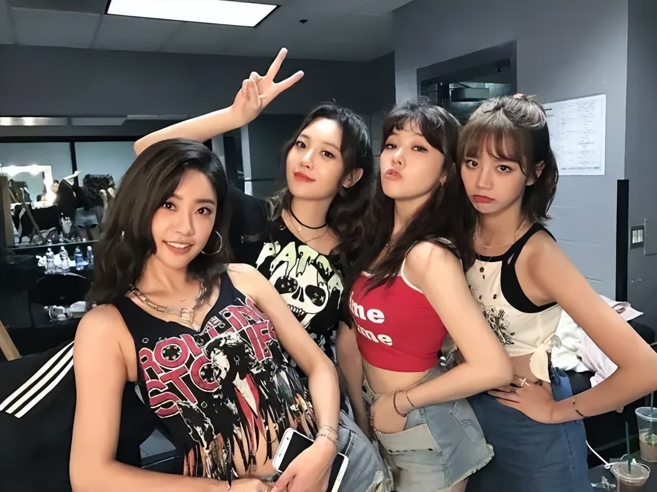 "Girl group facade" Li Huili and Jin Yarong, those god-level scenes ...