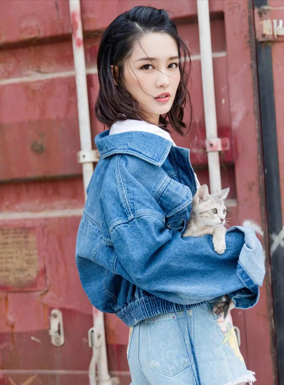 Liqin#Meitu 4 - iNEWS