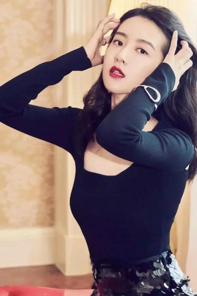 Xu Lingyue: Beautiful and beautiful - iNEWS