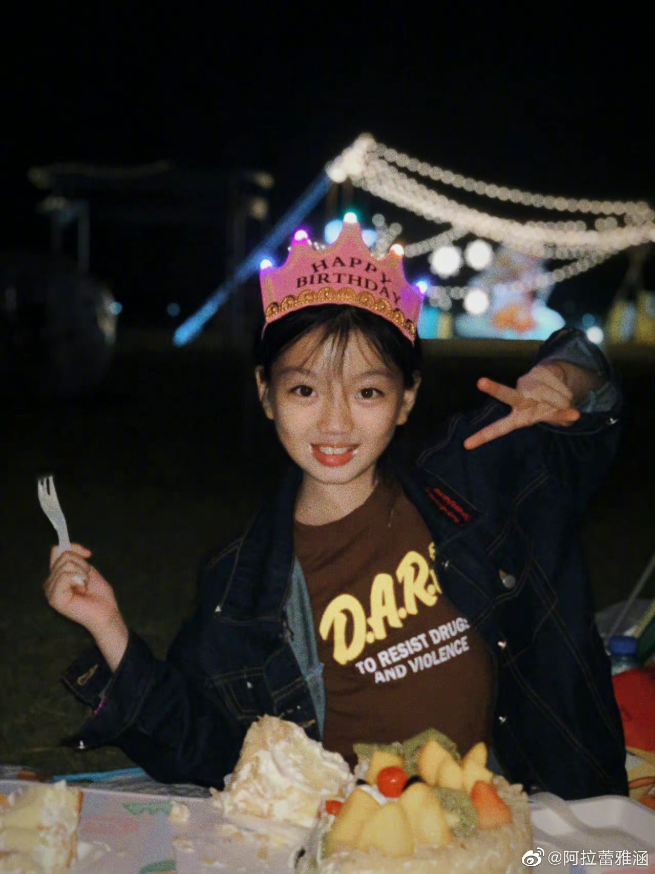 No long-term disability!The recent photos of Arale at the age of 10 are ...