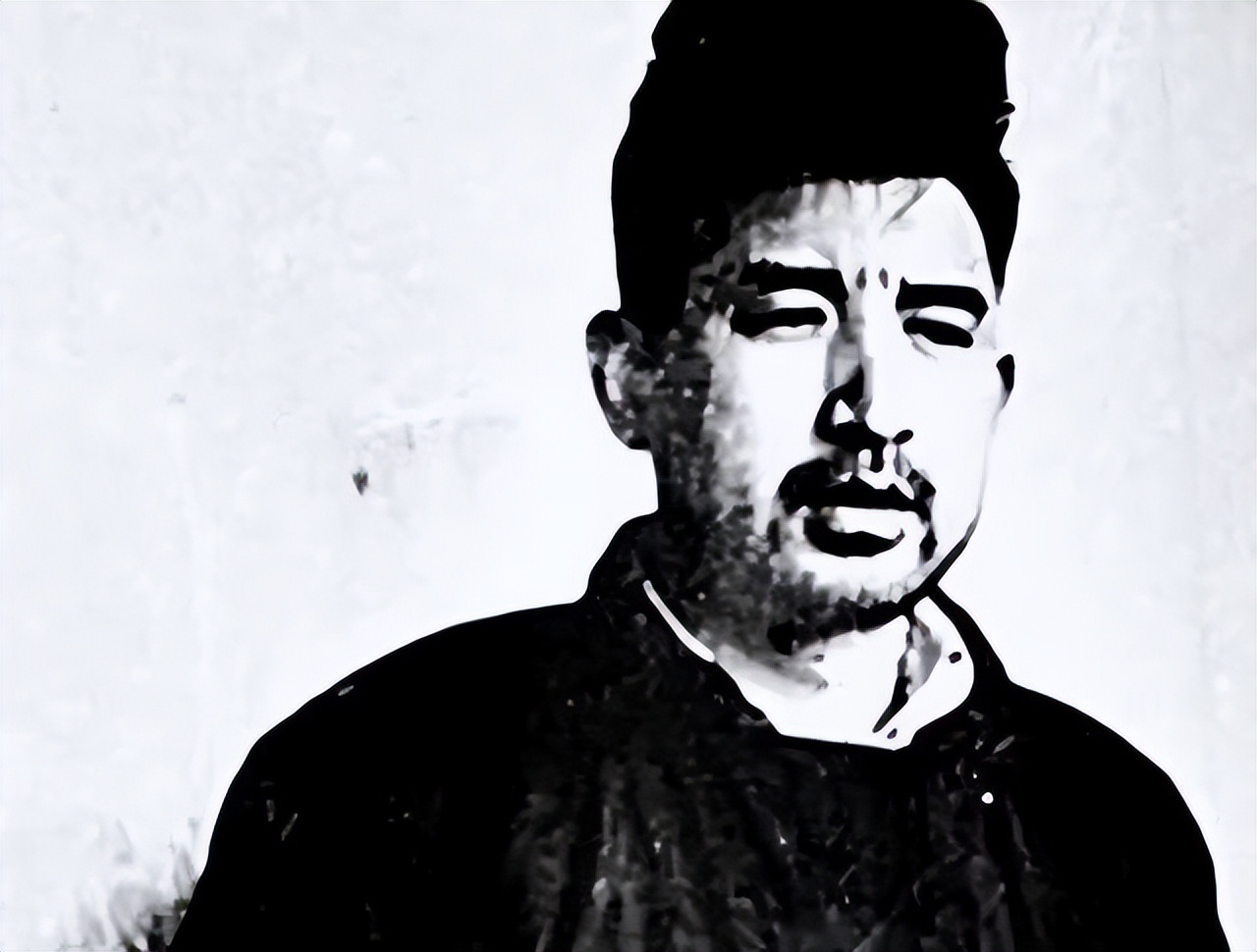 In 1980, Shen Zui went to Hong Kong to visit relatives, and was ...