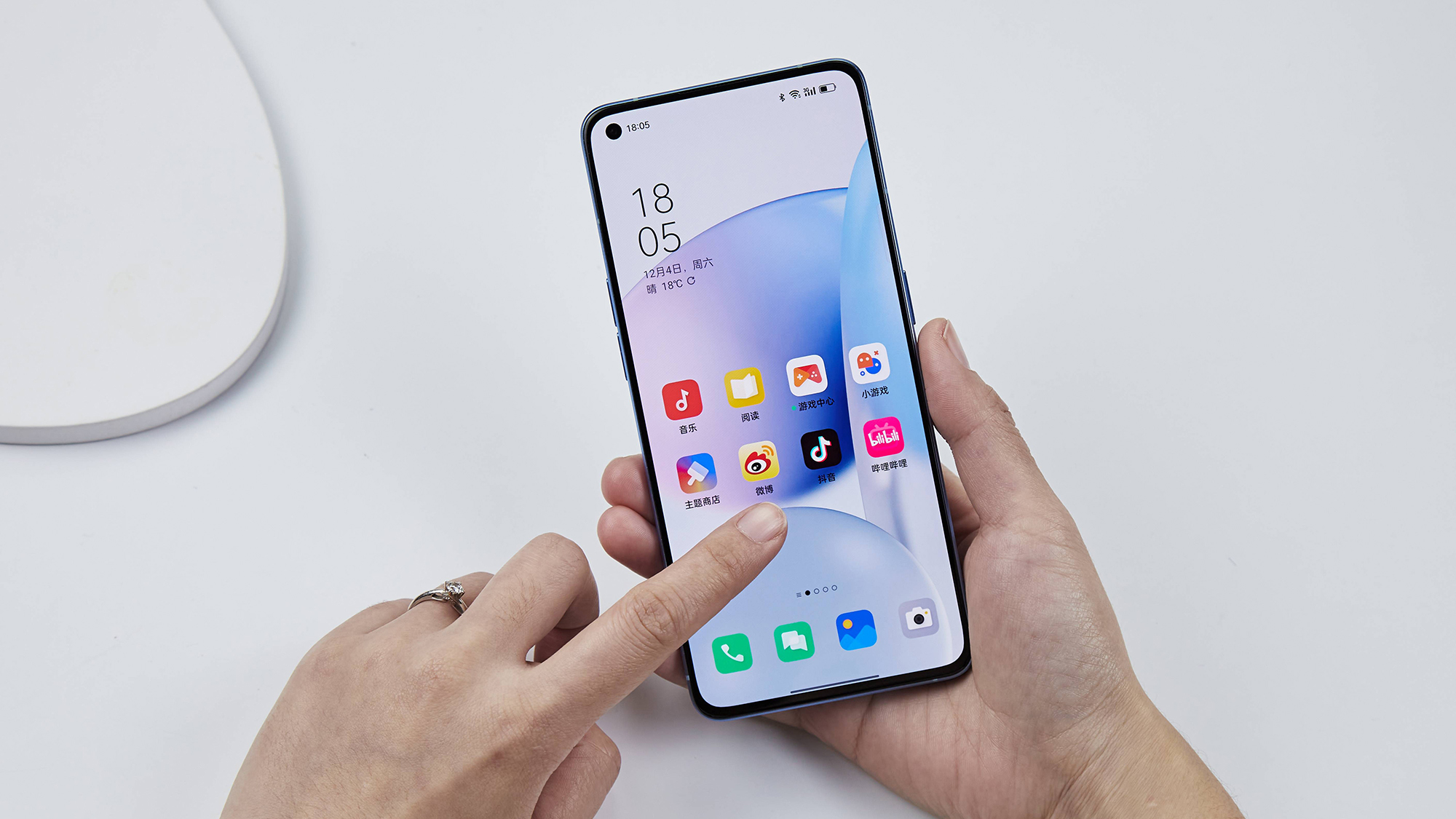 8+128GB dropped to 939, OPPO 100 yuan phone has dual 5G, high refresh ...