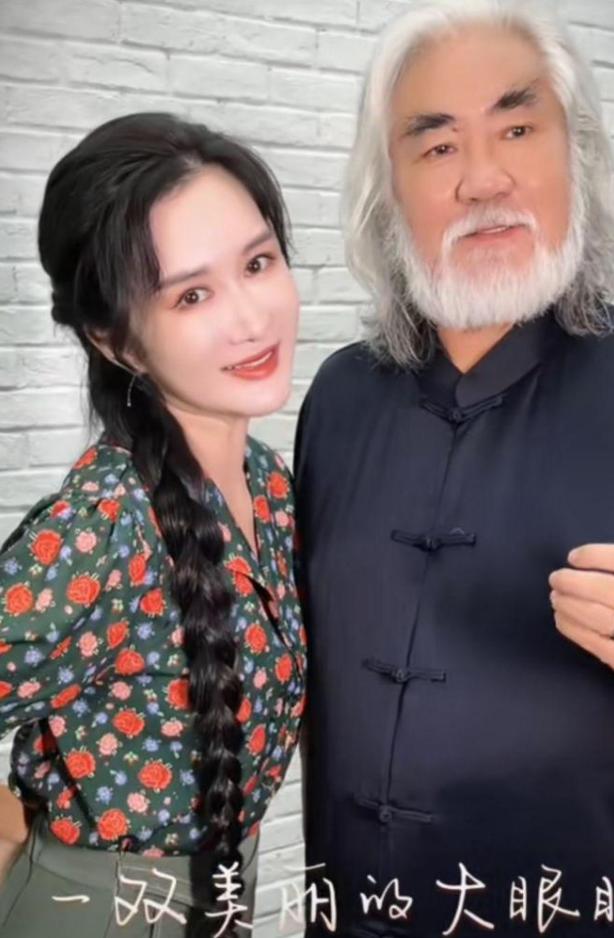 41-year-old Du Xinglin: married 72-year-old director Zhang Jizhong, and ...