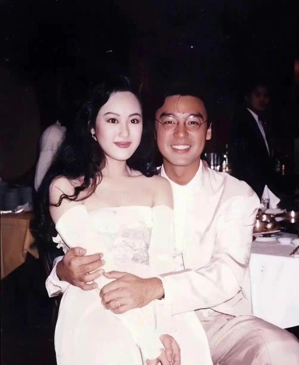 Zhang Xiaohui's naked love has amazed me for many years - iNEWS