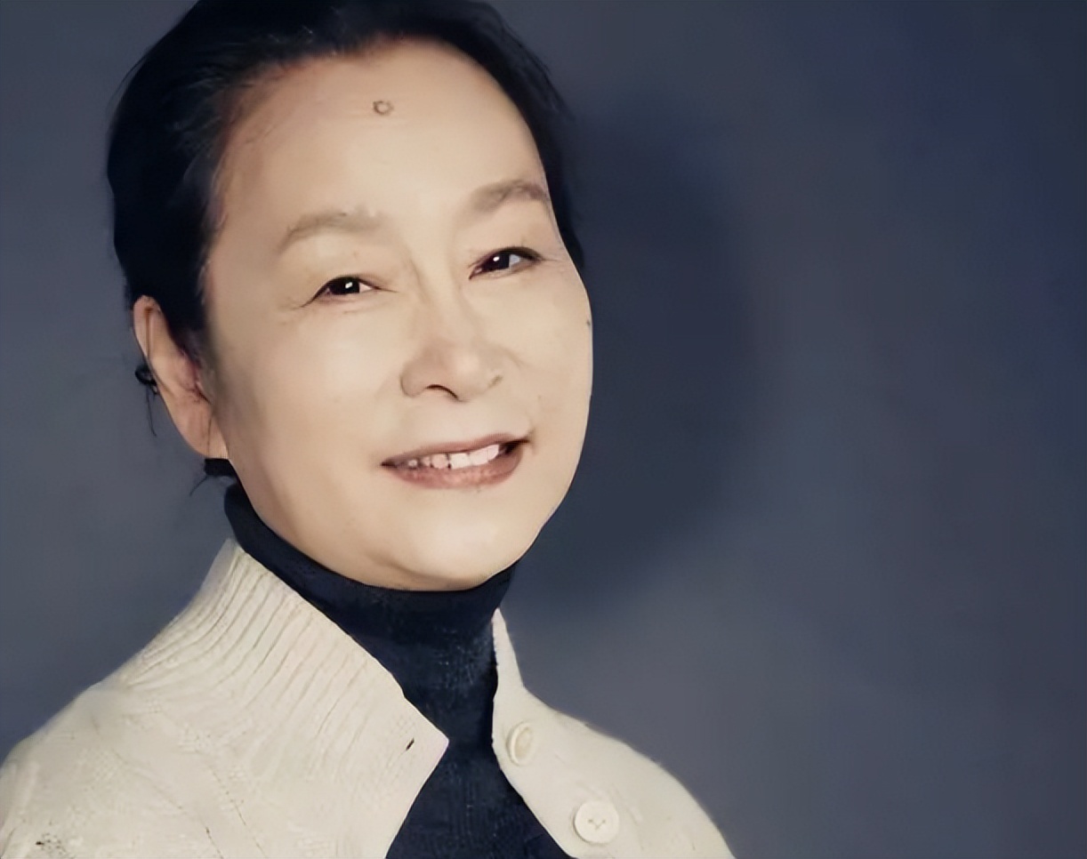 Xi Meijuan: Her husband's betrayal made her heartbroken, and she has ...
