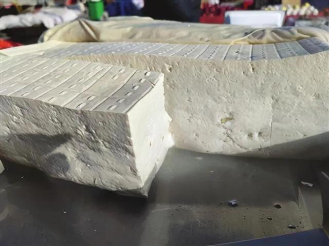 On the twenty-fifth day of the twelfth lunar month, tofu is made by ...