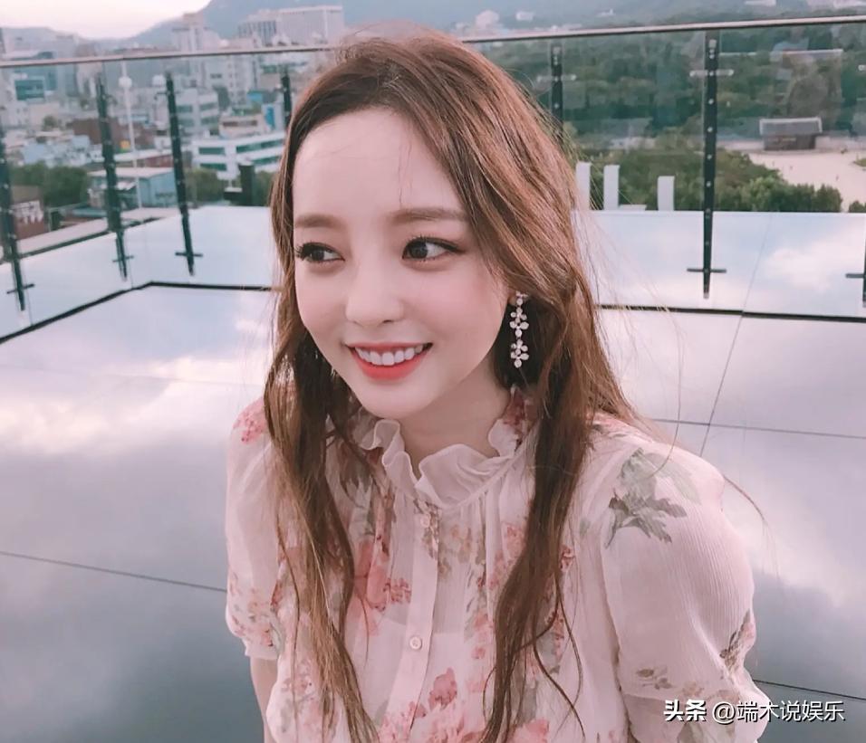 Smiling depression again? Korean superstar Lee Ji-soo dies at 30 ...