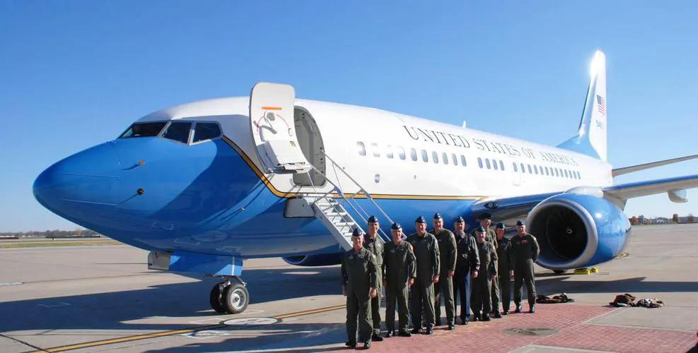 The so-called "Air Force One" that will never be shot down - iNEWS